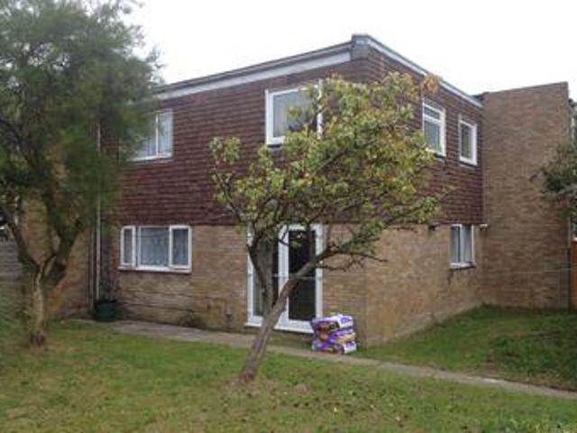 4 Bedrooms Terraced house for rent in Copenhagen Close, Luton, Beds LU3