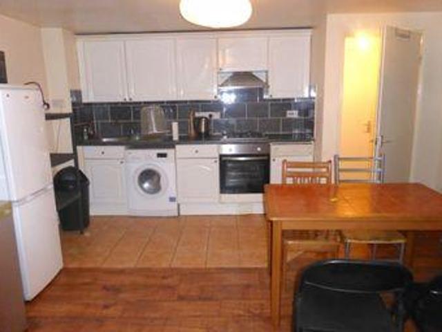 4 Bedrooms Terraced house for rent in Cottage Green, London SE5