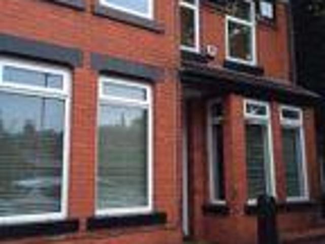 4 Bedrooms Terraced house for rent in Craighall Avenue, Fallowfield, Manchester M19
