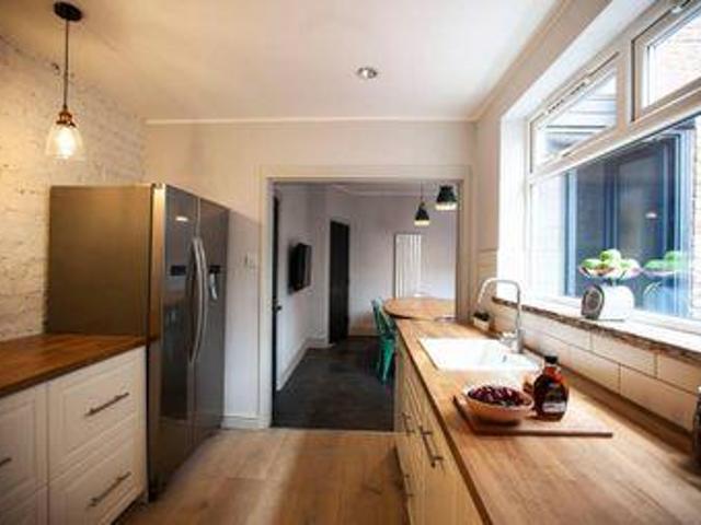 4 Bedrooms Terraced house for rent in Craignair Road, London SW2