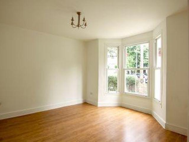 4 Bedrooms Terraced house for rent in Durham Road, London E12