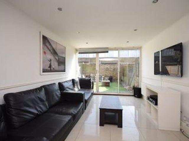 4 Bedrooms Terraced house for rent in Ebbisham Drive, London SW8