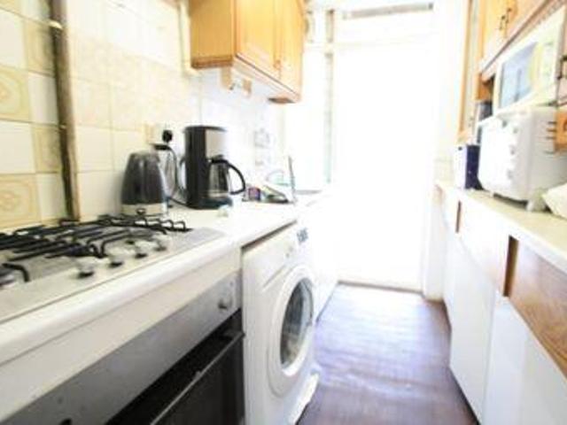 4 Bedrooms Terraced house for rent in Elmdene, Surbiton KT5