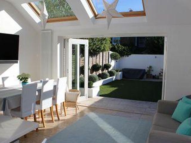 4 Bedrooms Terraced house for rent in Engadine Street, London, London SW18