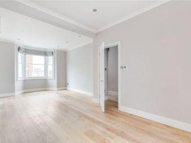 4 Bedrooms Terraced house for rent in Estcourt Road, Fulham, London SW6