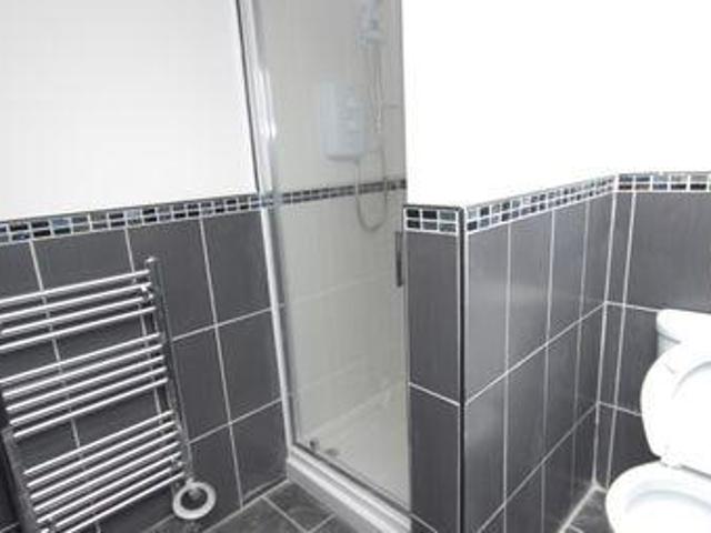 4 Bedrooms Terraced house for rent in Fram Street, Salford M6