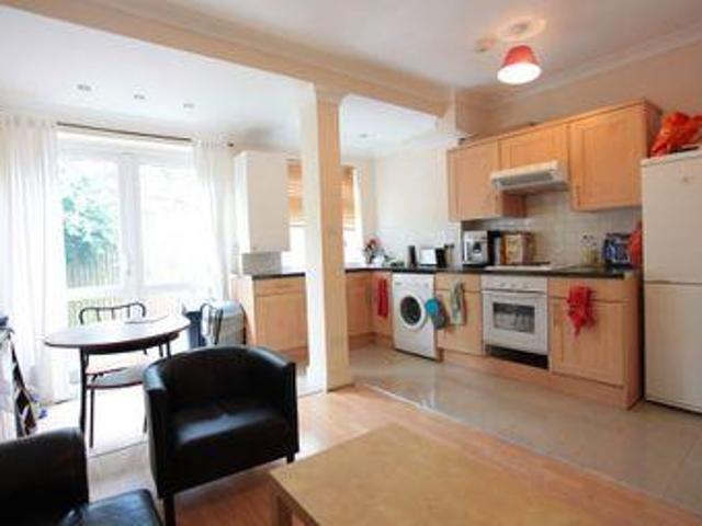 4 Bedrooms Terraced house for rent in Galloway Road, London W12