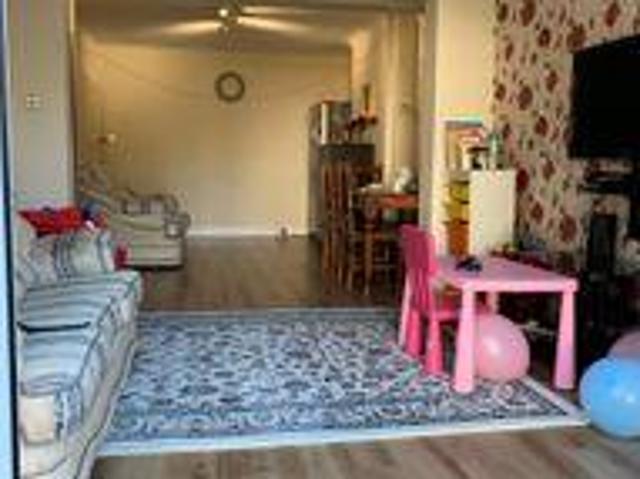 4 Bedrooms Terraced house for rent in Galpins Road, Thornton Heath CR7