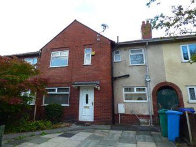 4 Bedrooms Terraced house for rent in Gatley Avenue, Manchester M14
