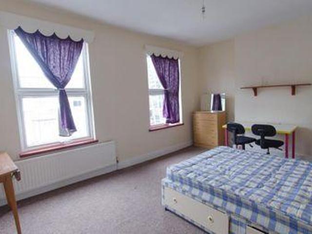 4 Bedrooms Terraced house for rent in Gillespie Road, London, New Instruction N5