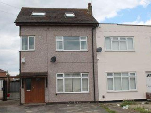 4 Bedrooms Terraced house for rent in Gledwood Drive, Hayes UB4