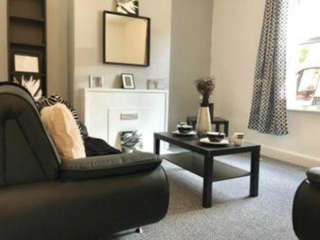4 Bedrooms Terraced house for rent in Granby Place, Headingley, Leeds LS6