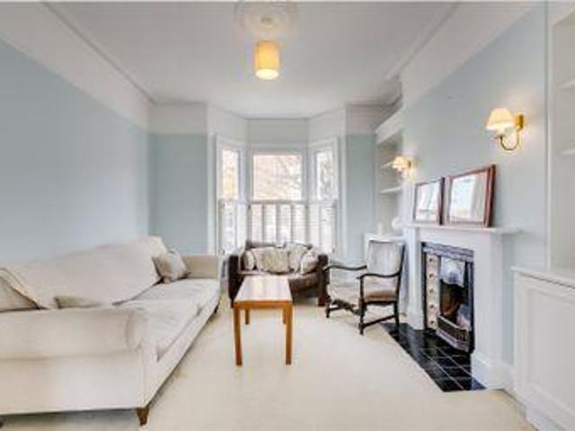 4 Bedrooms Terraced house for rent in Greenside Road, London W12