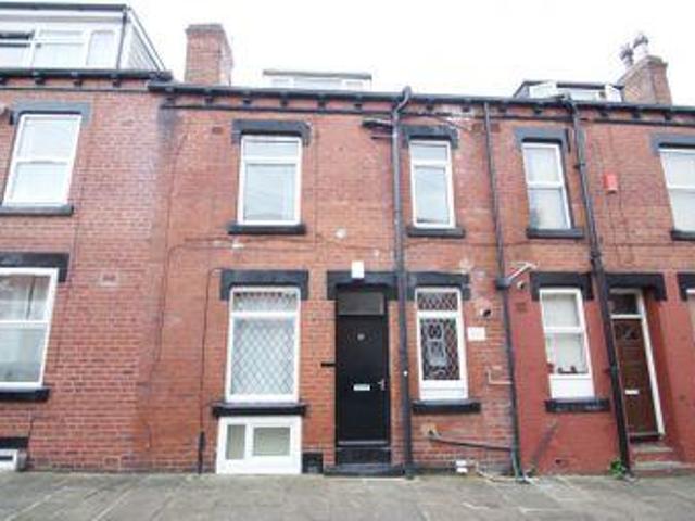 4 Bedrooms Terraced house for rent in Harold Walk, Hyde Park, Leeds LS6