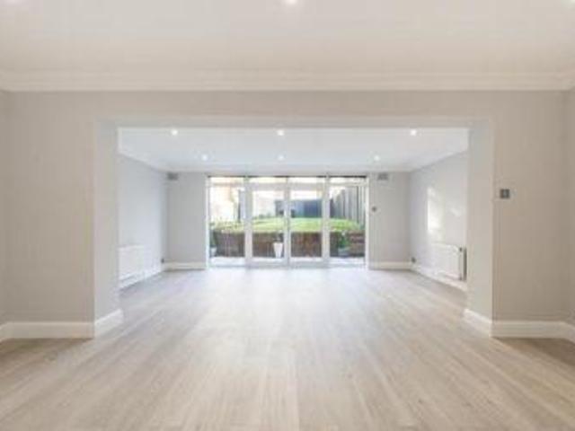 4 Bedrooms Terraced house for rent in Harley Road, Belsize Park NW3