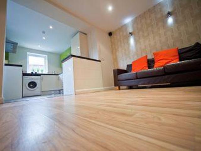 4 Bedrooms Terraced house for rent in Henderson Street, Preston PR1