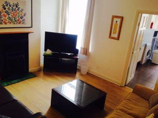 4 Bedrooms Terraced house for rent in Jubilee Drive, Liverpool, Merseyside L7