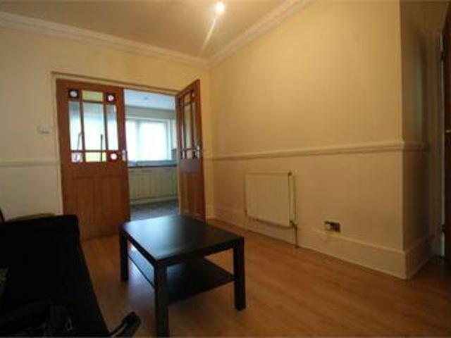 4 Bedrooms Terraced house for rent in Jewel Road, London E17