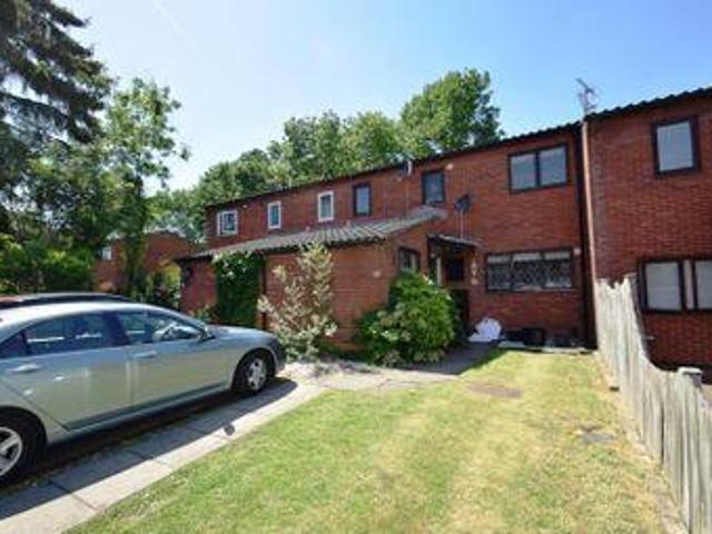 4 Bedrooms Terraced house for rent in Langton Grove, Northwood HA6