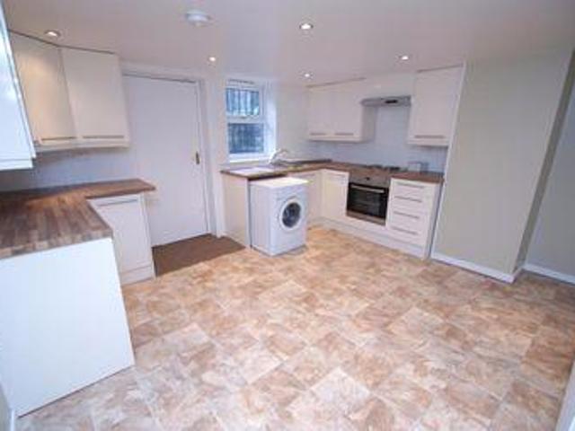 4 Bedrooms Terraced house for rent in Langdale Terrace, Leeds, West Yorkshire LS6