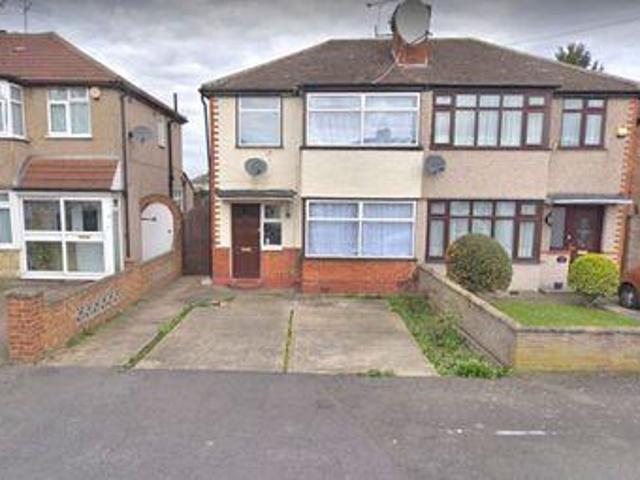 4 Bedrooms Terraced house for rent in Leamington Place, Hayes UB4