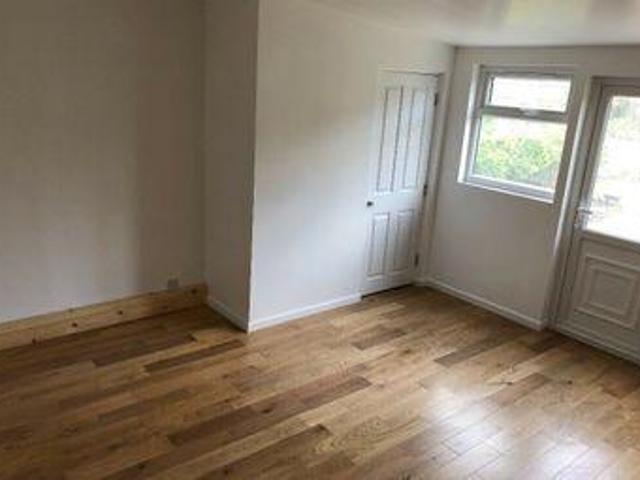 4 Bedrooms Terraced house for rent in Linstead Way, Southfields Rd SW18