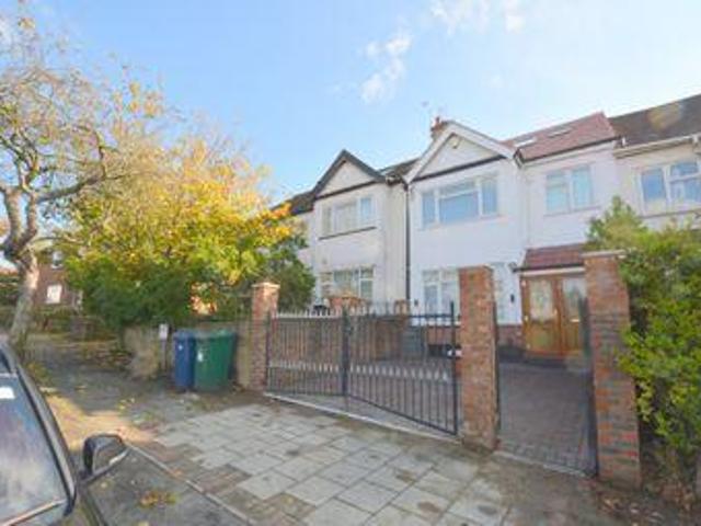 4 Bedrooms Terraced house for rent in Park Road, Hendon, London NW4
