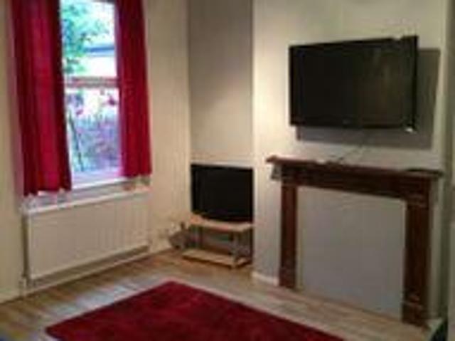 4 Bedrooms Terraced house for rent in Patten Street, Withington, Manchester M20
