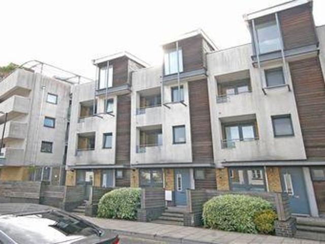 4 Bedrooms Terraced house for rent in Preston Road, Preston, Brighton BN1