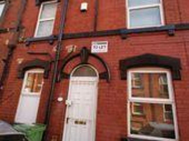 4 Bedrooms Terraced house for rent in Quarry Place, Woodhouse, Leeds LS6