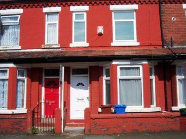 4 Bedrooms Terraced house for rent in Ruskin Avenue, Manchester M14