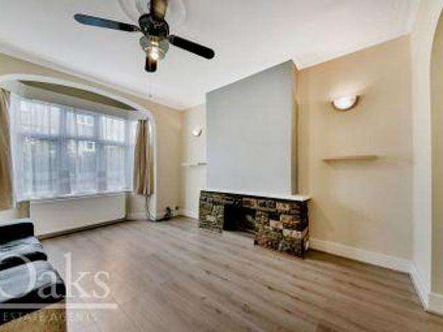 4 Bedrooms Terraced house for rent in Ribblesdale Road, London SW16