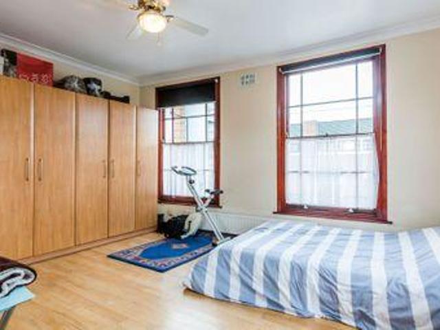 4 Bedrooms Terraced house for rent in Royal College Street, London NW1