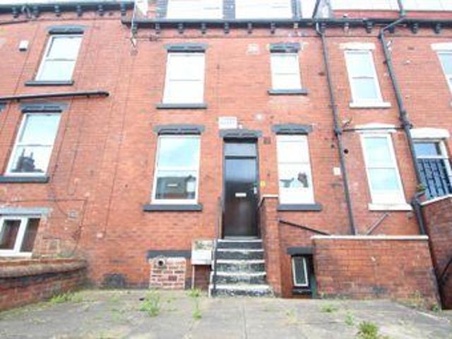 4 Bedrooms Terraced house for rent in Royal Park Mount, Hyde Park, Leeds LS6