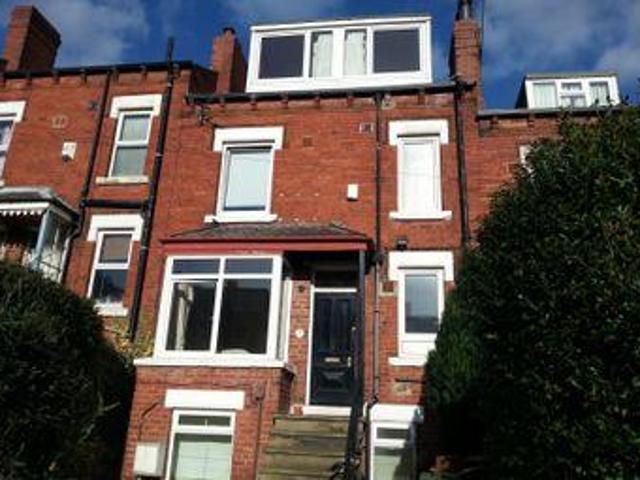 4 Bedrooms Terraced house for rent in St Anns Avenue, Burley, Leeds LS4