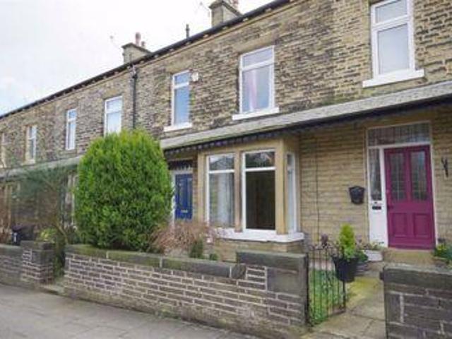 4 Bedrooms Terraced house for rent in St Ives Road, Skircoat Green, Halifax HX3