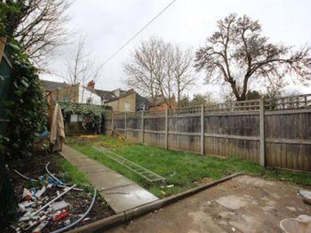 4 Bedrooms Terraced house for rent in St Johns Avenue, Harlesden NW10