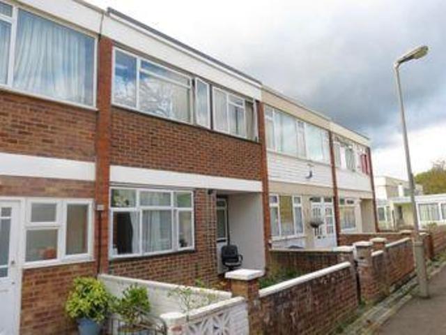 4 Bedrooms Terraced house for rent in Swanwick Close, Roehampton SW15