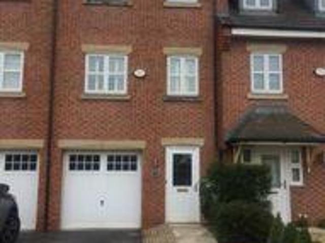 4 Bedrooms Terraced house for rent in Sydney Road, Crewe, Cheshire CW1