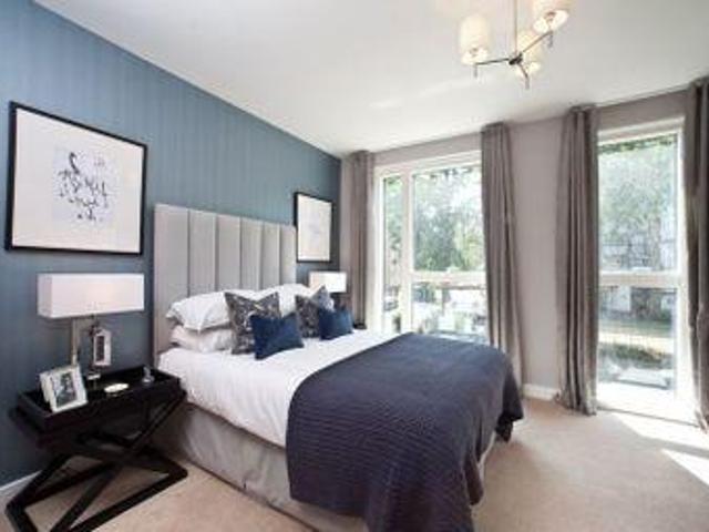 4 Bedrooms Terraced house for rent in Samuel Street, Haggerston Road E8