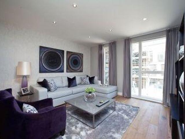 4 Bedrooms Terraced house for rent in Samuel Street, Haggerston Road E8