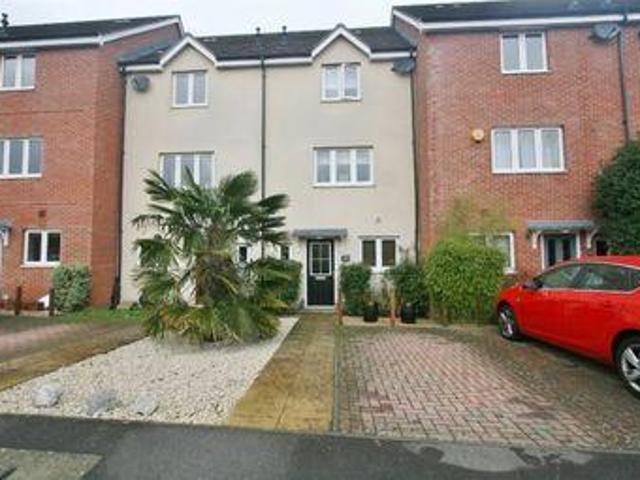 4 Bedrooms Terraced house for rent in Skippetts Gardens, Basingstoke RG21