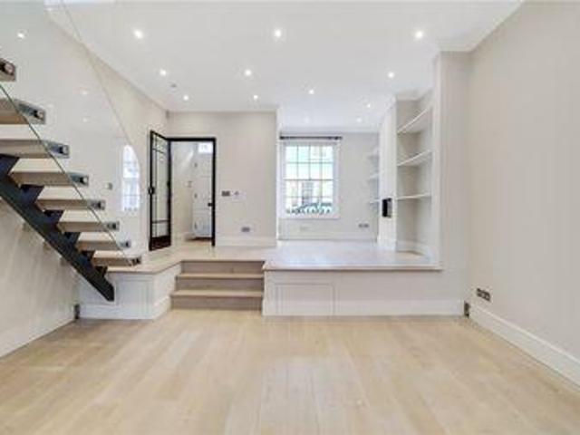 4 Bedrooms Terraced house for rent in Smith Terrace, London SW3
