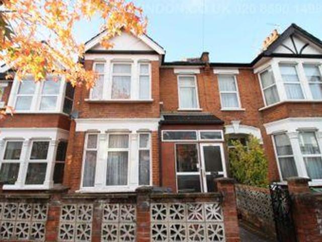 4 Bedrooms Terraced house for rent in Twickenham Road, London E11
