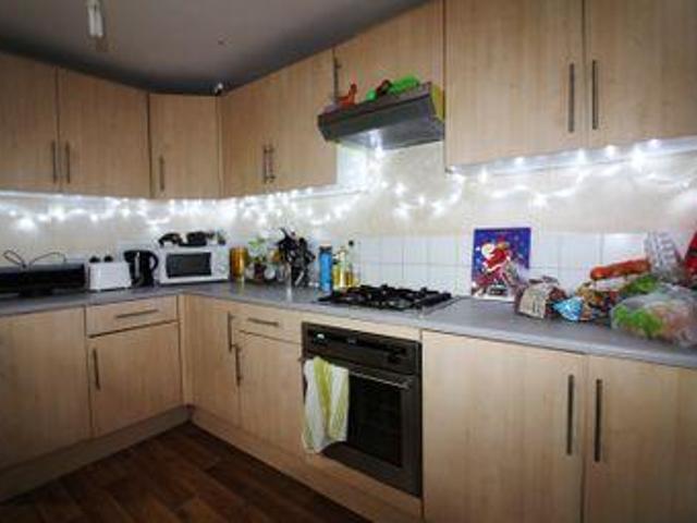 4 Bedrooms Terraced house for rent in Thesiger Street, Cathays, Cardiff CF24