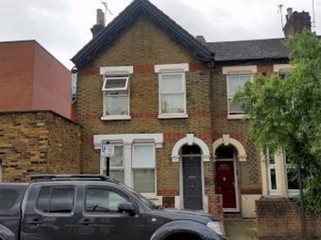4 Bedrooms Terraced house for rent in Whittington Road, Bounds Green N22