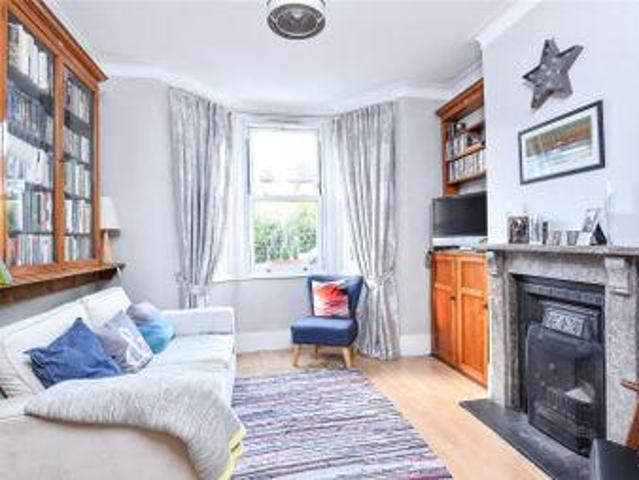 4 Bedrooms Terraced house for rent in Woodlands Park Road, Harringey, London N15