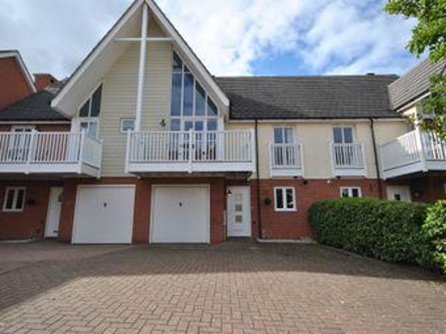 4 Bedrooms Terraced house for rent in Woodshires Road, Solihull B92
