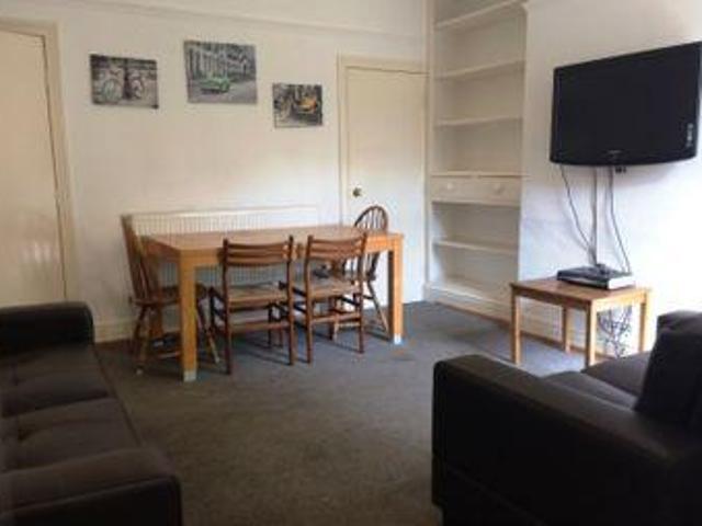 4 Bedrooms Terraced house for rent in 151 Neil Road, Sheffield S11