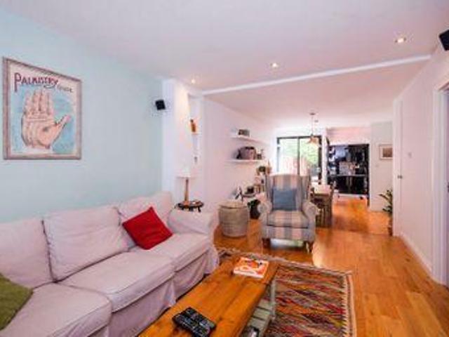 4 Bedrooms Terraced house for sale in Avenue Road, Harrin N15